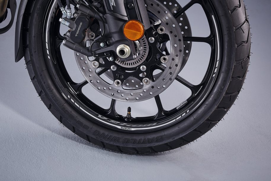 V-STROM Silver Rim Decal Set - Front Wheel | Suzuki Motorcycles Australia