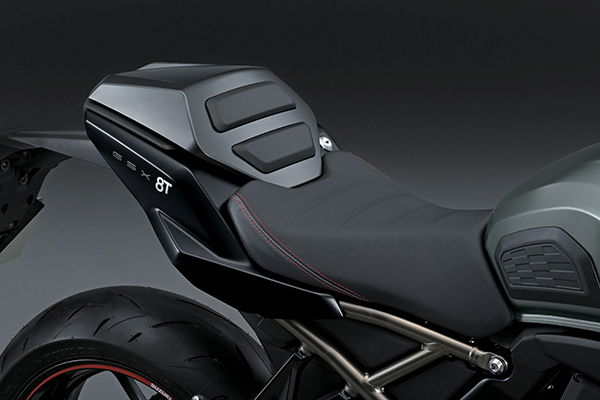 GSX-8T/TT Single Seat Cowl | Suzuki Motorcycles Australia